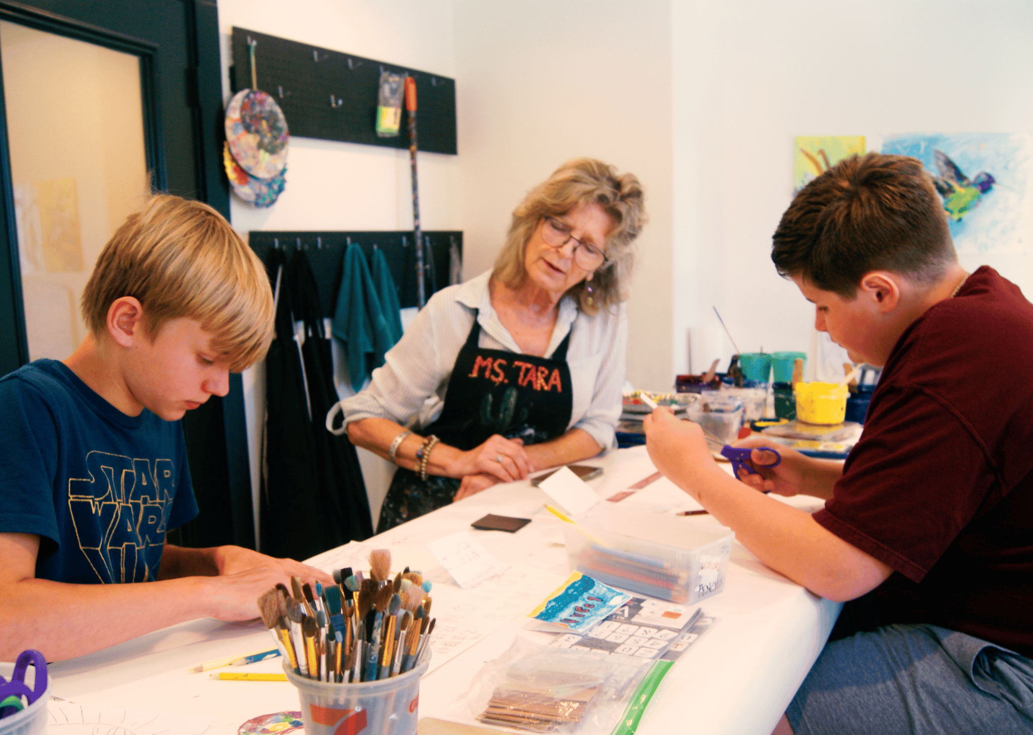 Homeschool kids need an excellent arts education too